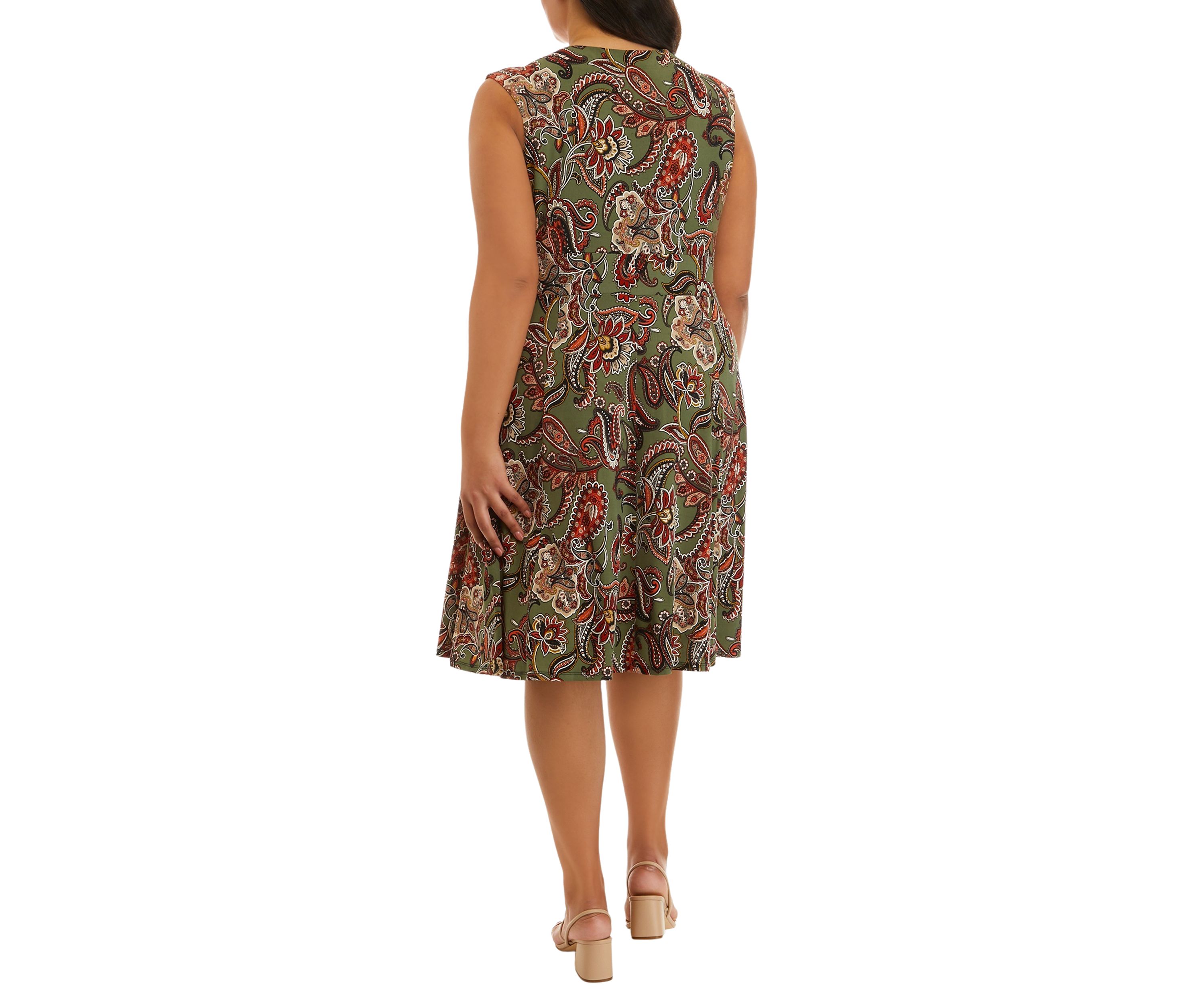 Sandra Darren Plus Size Sleeveless Paisley Dress | Belk