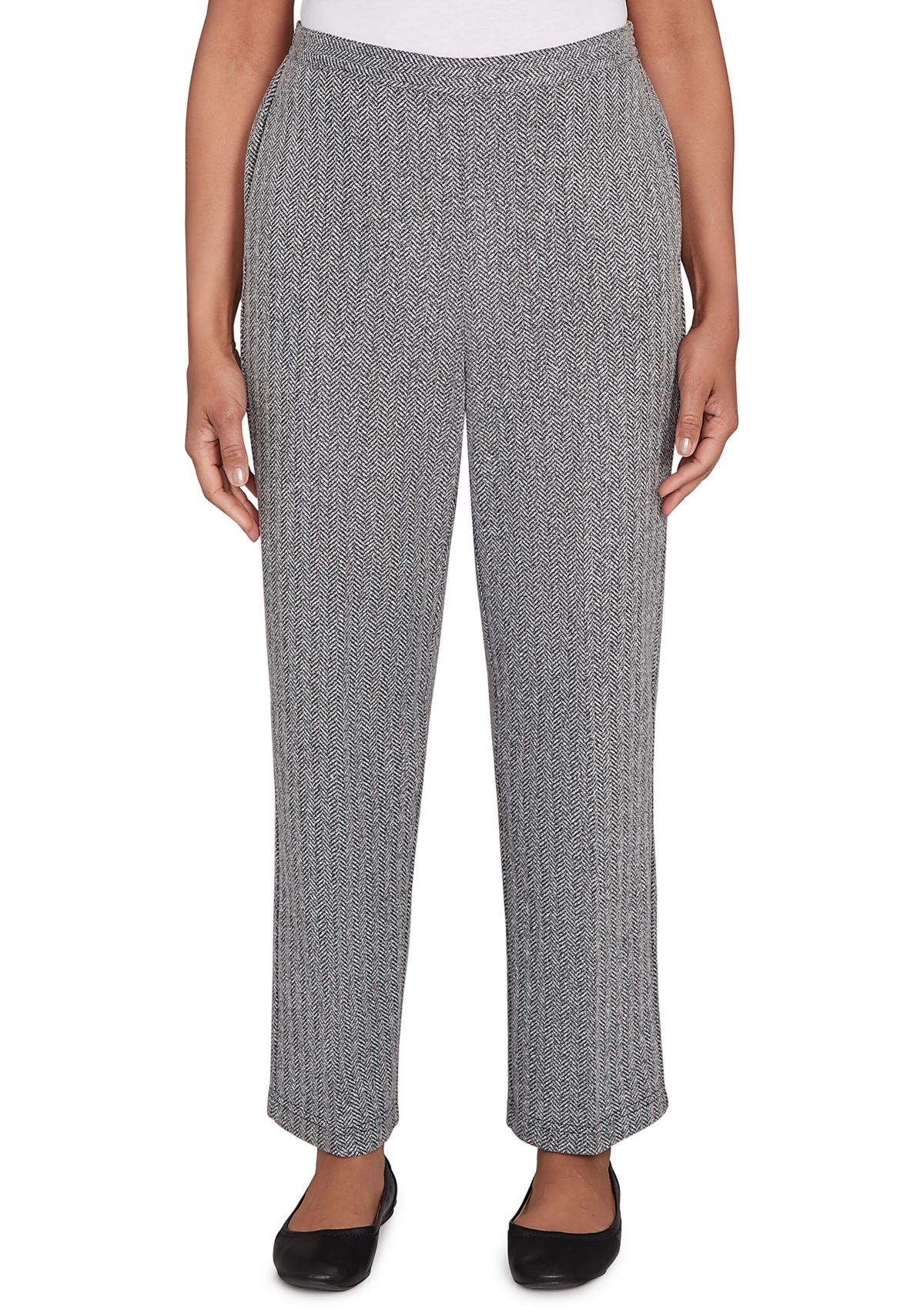 Alfred Dunner Women's Jet Setter Proportioned Short Pants | Belk