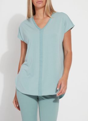 Lysse New York Gina V-neck Top | belk