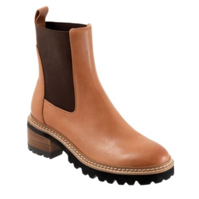 EOS Linear Boot | belk