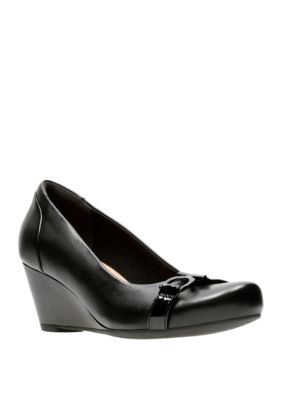 Clarks Flores Poppy Heels | belk