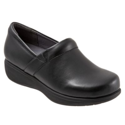 Softwalk Meredith Sport Clog | belk