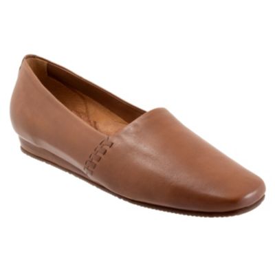 Softwalk Vale Loafers | belk