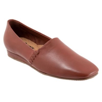 Softwalk Vale Loafers | belk