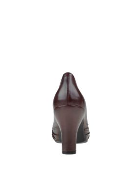 Earthies Raynia Pump | belk