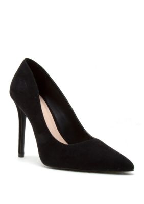 Qupid® Show Pump | belk