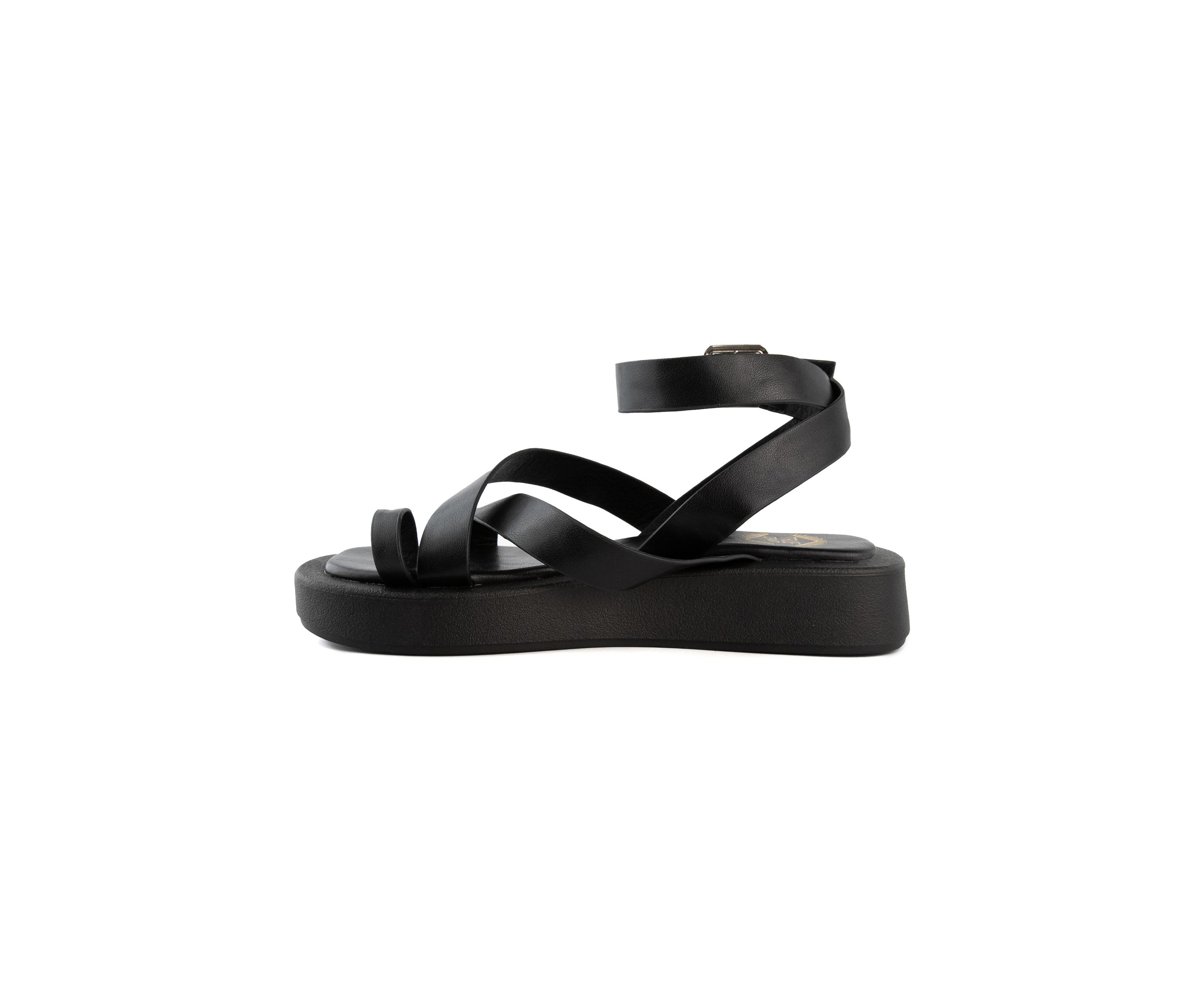TRUE CRAFT Magnet Toe Thong Sandals | Belk
