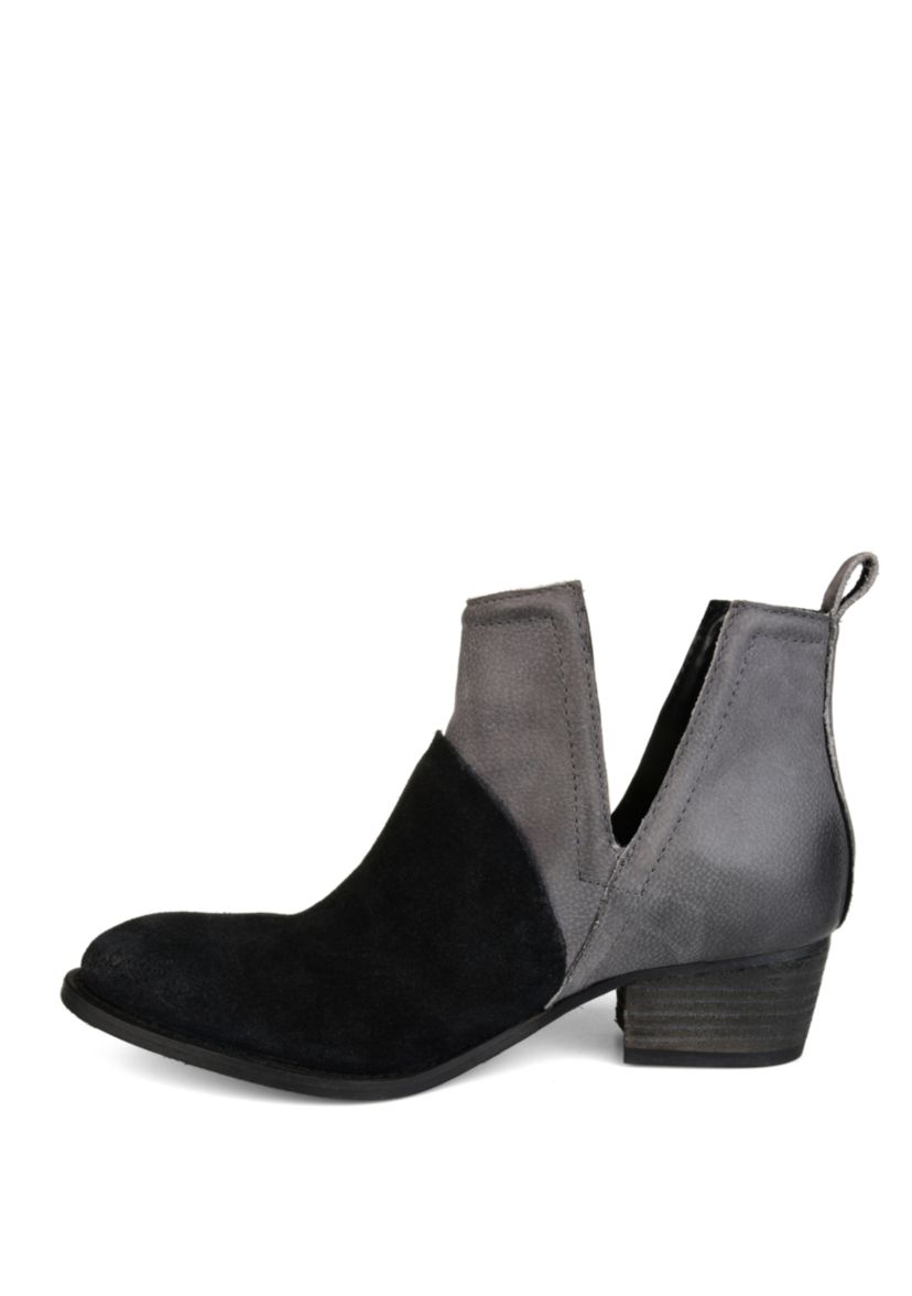 Journee Signature Genuine Leather Dempsy Booties | Belk