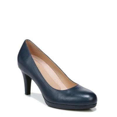 Naturalizer Michelle Pump | belk