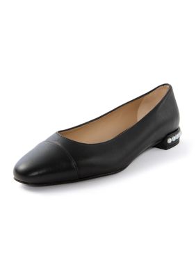 Stuart Weitzman Pearl Flats | Belk