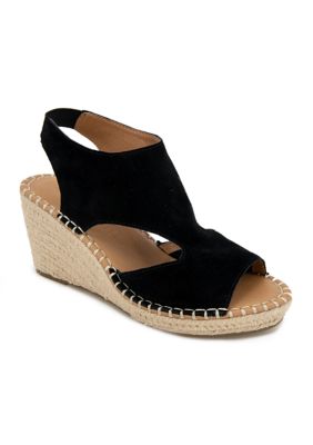 Gentle Souls by Kenneth Cole Cody Wedge Sandals | belk