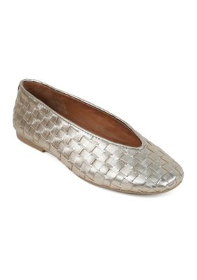 Gentle Souls by Kenneth Cole Willow Flats | Belk
