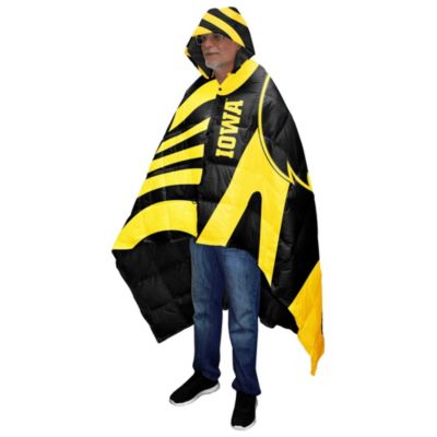 Franchise Club NCAA Iowa Hawkeyes All-Cover Wrap | Belk