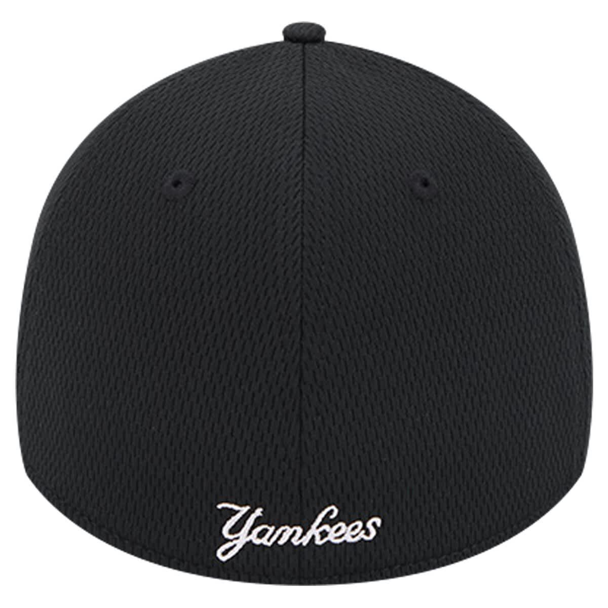 New Era MLB New York Yankees Active Dash Mark 39THIRTY Flex Hat | Belk