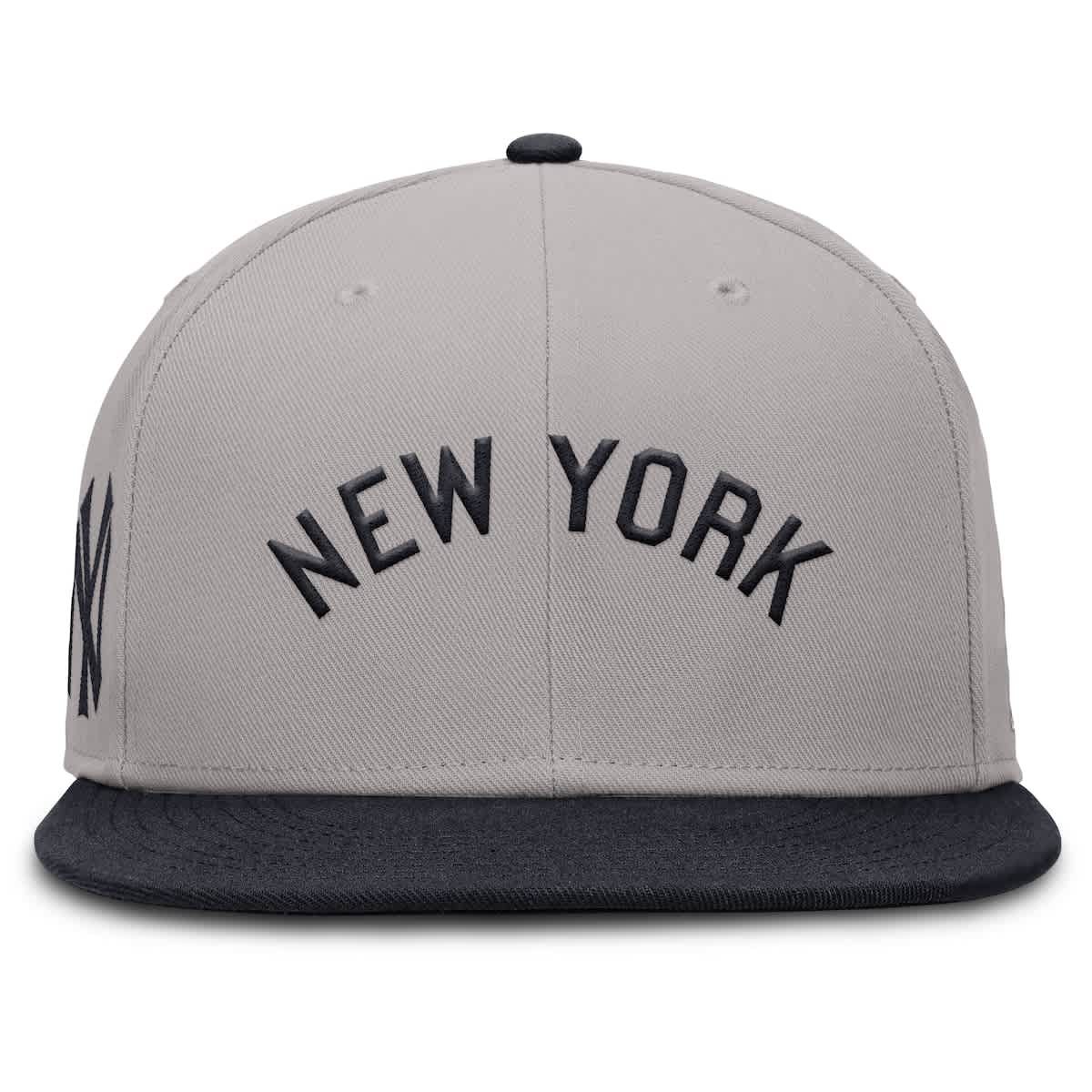 Nike® MLB Nike New York Yankees True Performance Fitted Hat | Belk