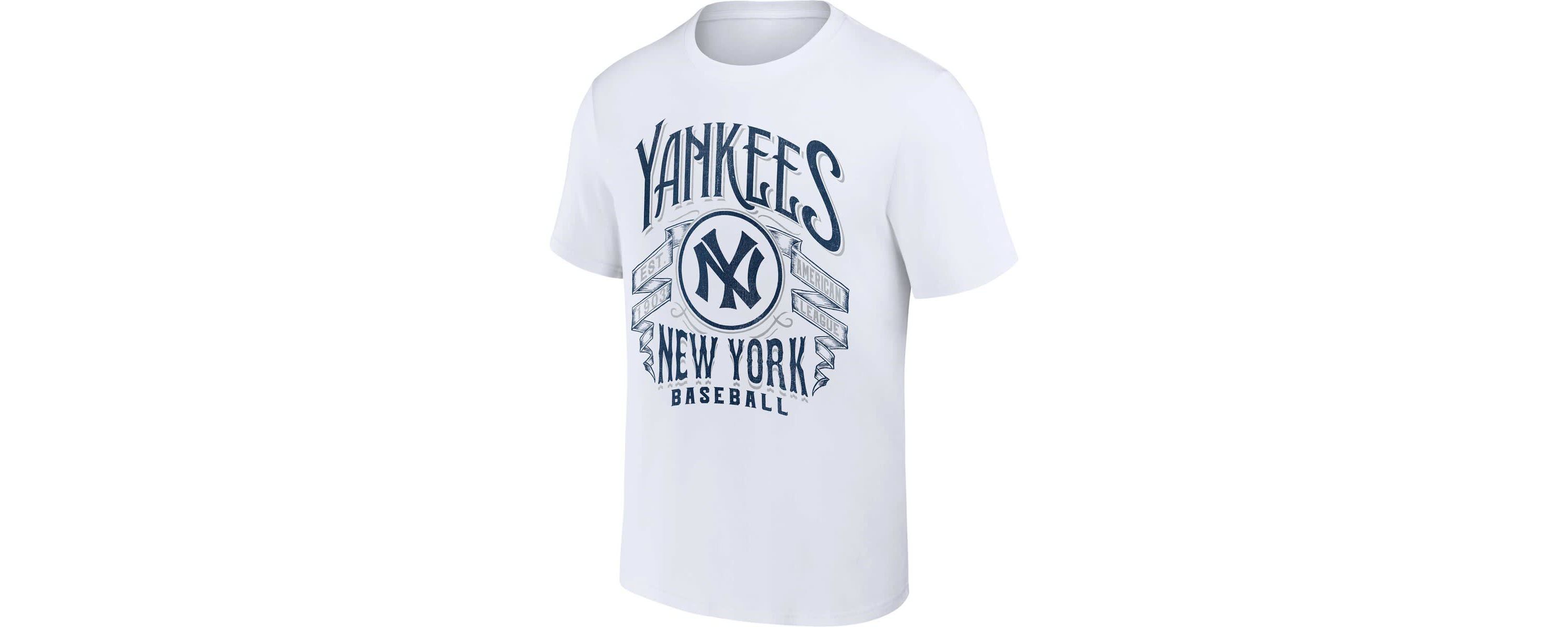 Darius Rucker Collection by Fanatics MLB New York Yankees Distressed ...