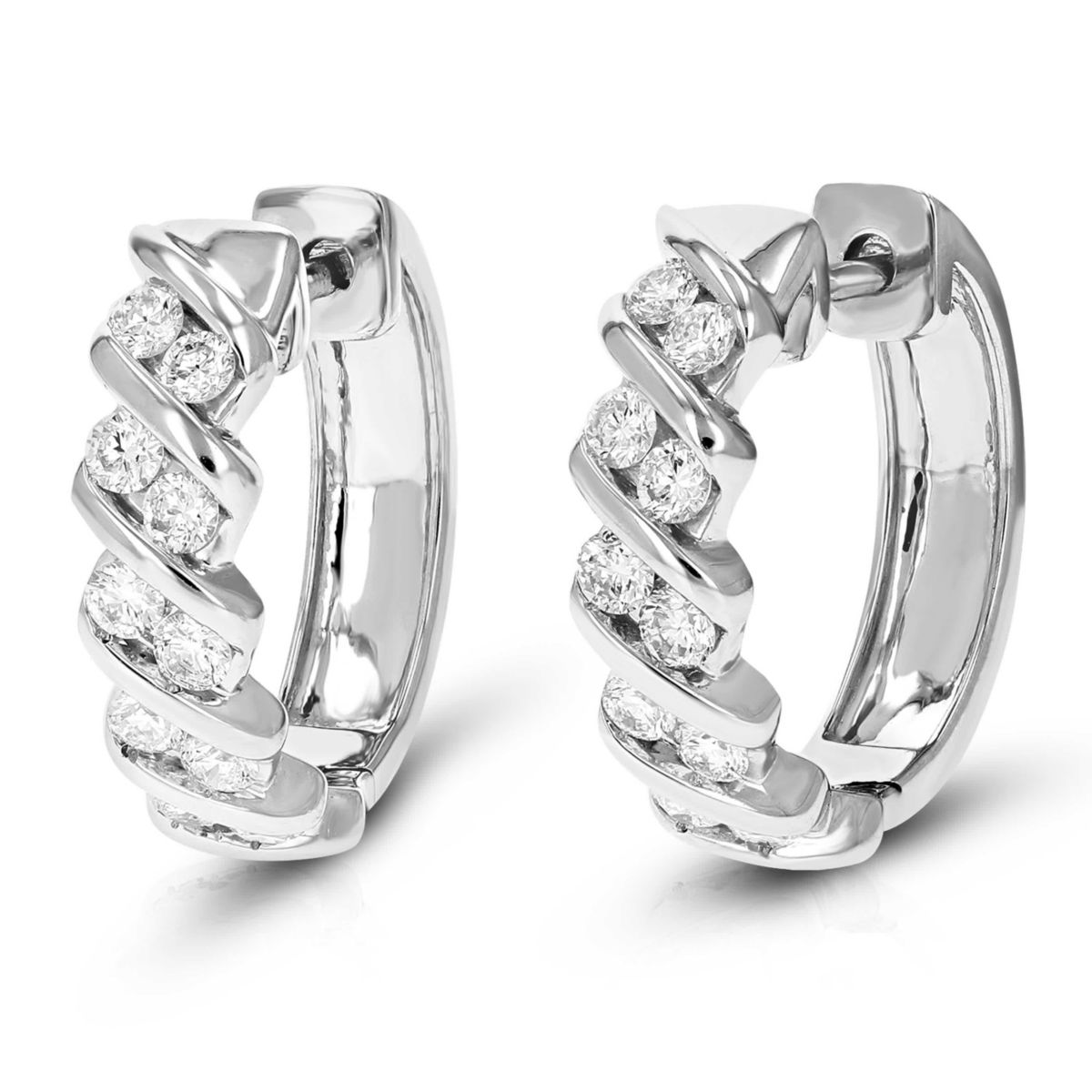Amairah Lab Created 3/4 ct. t.w. Lab Grown Diamond Hoop Earrings in 925 ...