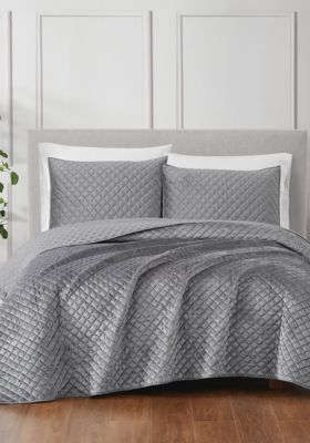 Royal Velvet Royal Velvet Diamond Velvet Grey Full/Queen Quilt Set | belk