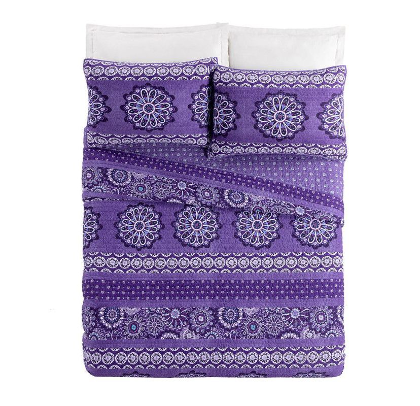 Vera Bradley Tranquil Medallion Quilt Set | Belk