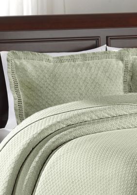 Shop Bedspreads & Bedspread Sets: King, Queen, Full & More | belk