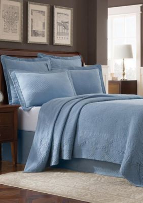 Shop Bedspreads & Bedspread Sets: King, Queen, Full & More | belk