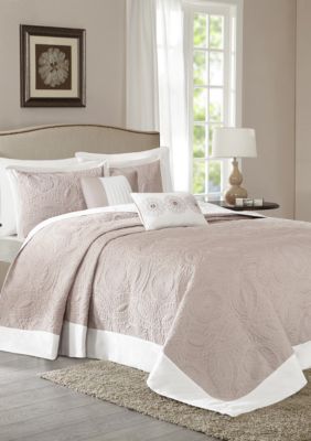Shop Bedspreads & Bedspread Sets: King, Queen, Full & More | belk