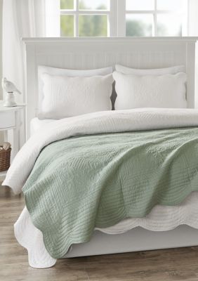Madison Park Tuscany Oversized Quilted Throw with Scalloped Edges | belk