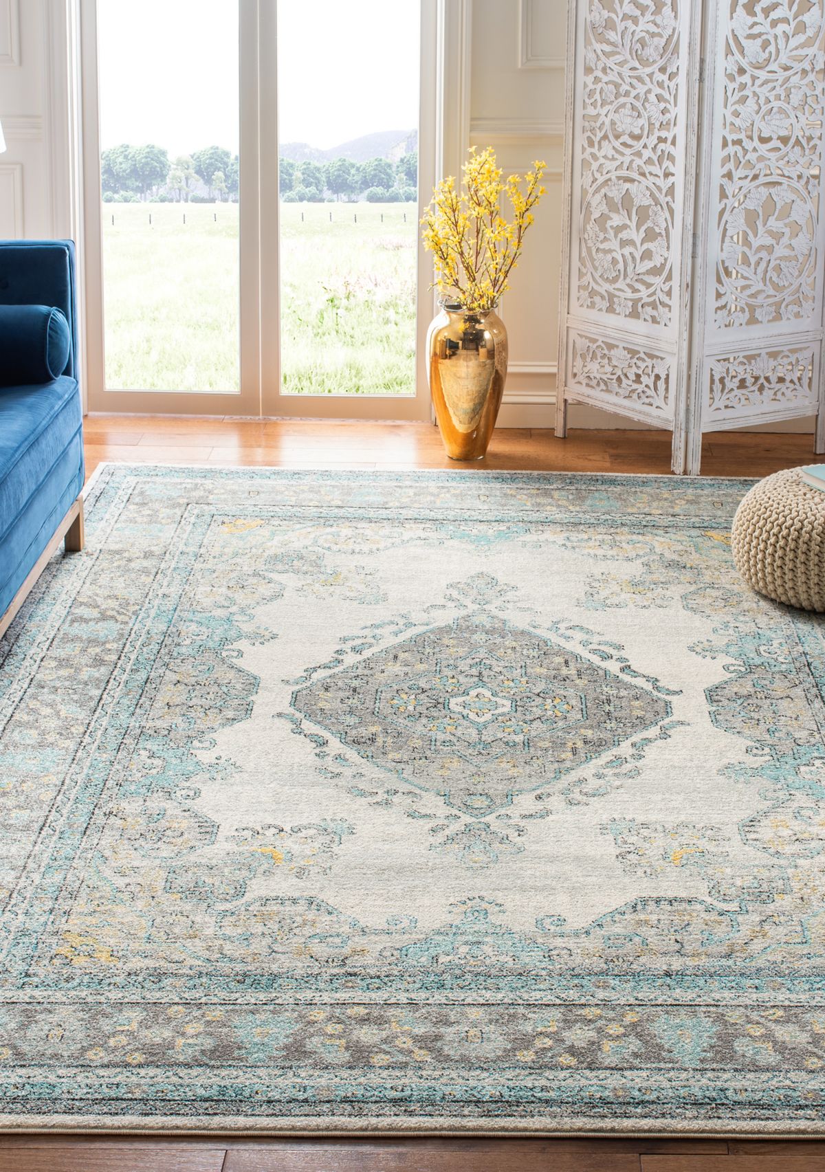 Safavieh Evoke Milica Traditional Area Rug Collection | Belk