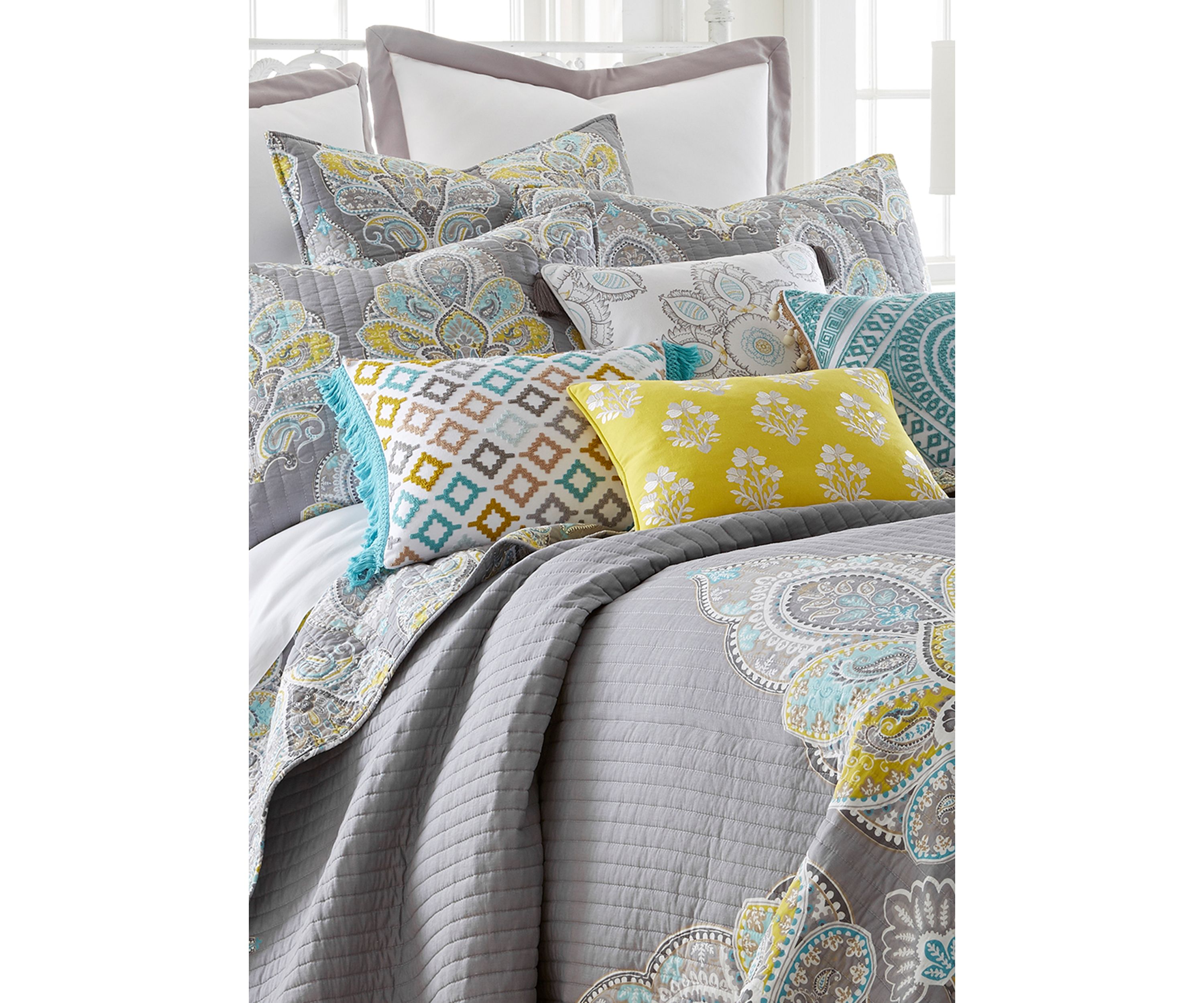Levtex Home Cressley Quilt Set | Belk