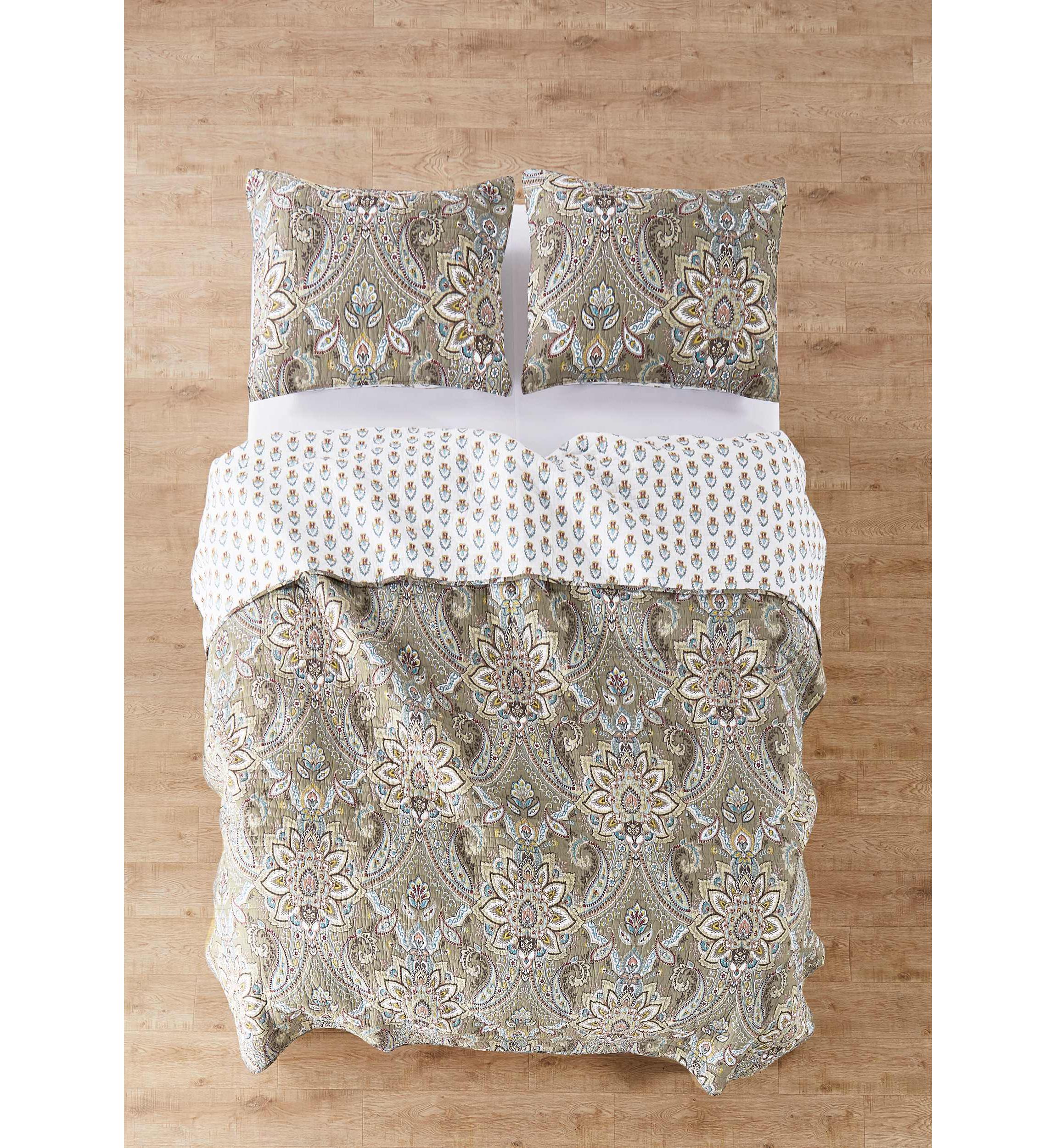 Levtex Home Kassandra Quilt Set | Belk