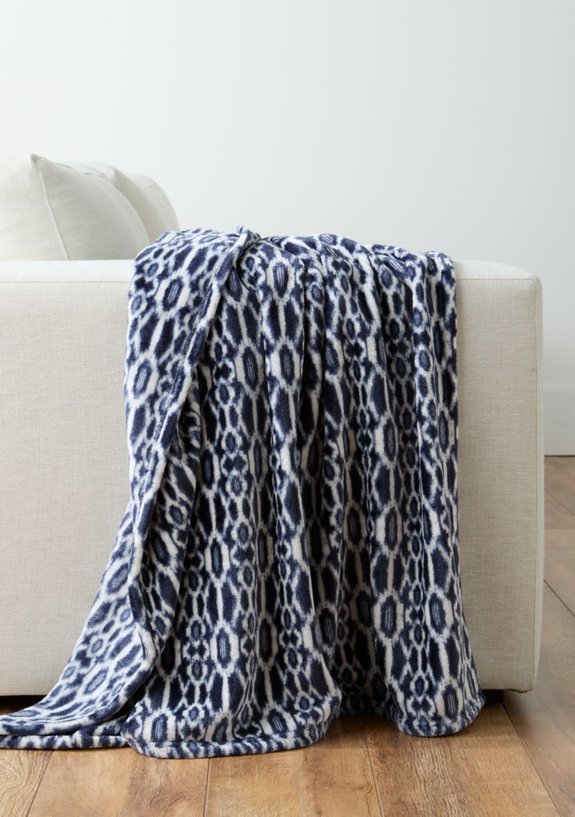 Modern. Southern. Home.™ Ikat Print Plush Throw Blanket | Belk