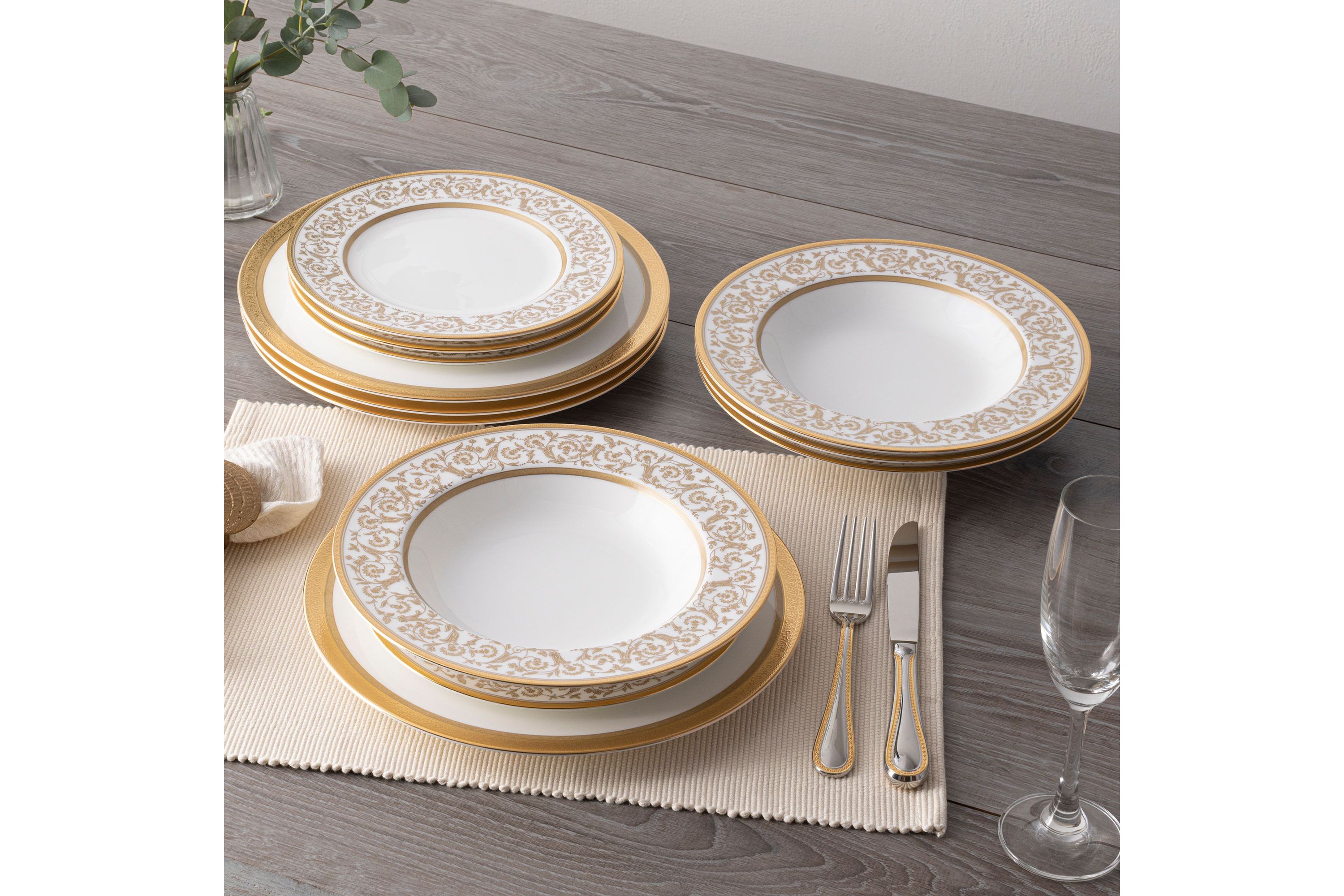 Noritake Summit Gold 12-Piece Dinnerware Set, Service for 4 | Belk