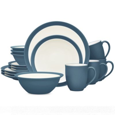 Colorwave 16-Piece Curve Dinnerware Set, Service for 4 Deals and Price ...