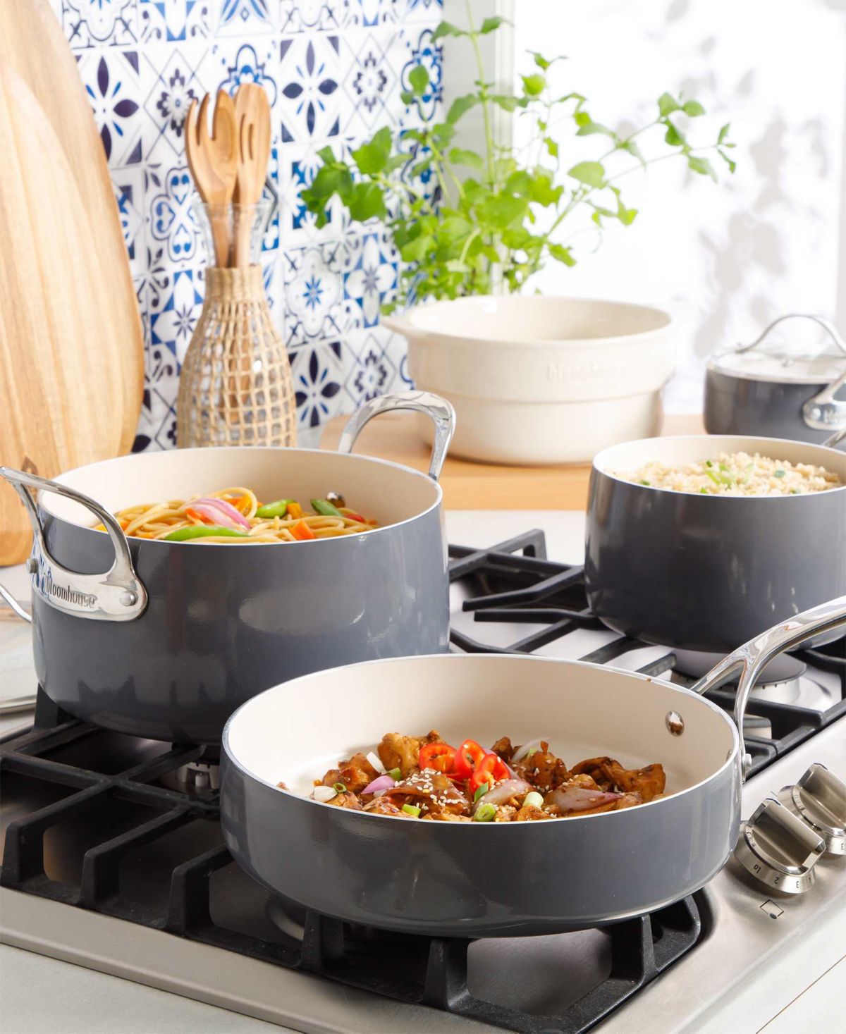 Bloomhouse bloomhouse™ 12-piece Glossy Enameled Aluminum Cookware Set ...