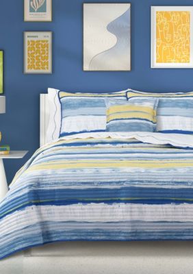 J. Queen Bold Seashore 3pc. Quilt Set | belk
