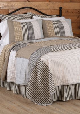 Ashton & Willow Gray Farmhouse Reverse Seams Seersucker Haven Quilt | belk