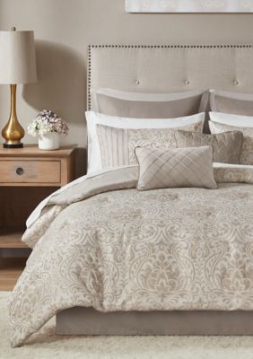 Belk bed in a bag store