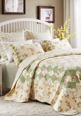 Barefoot Bungalow Giulia Quilt and Pillow Sham Set | belk