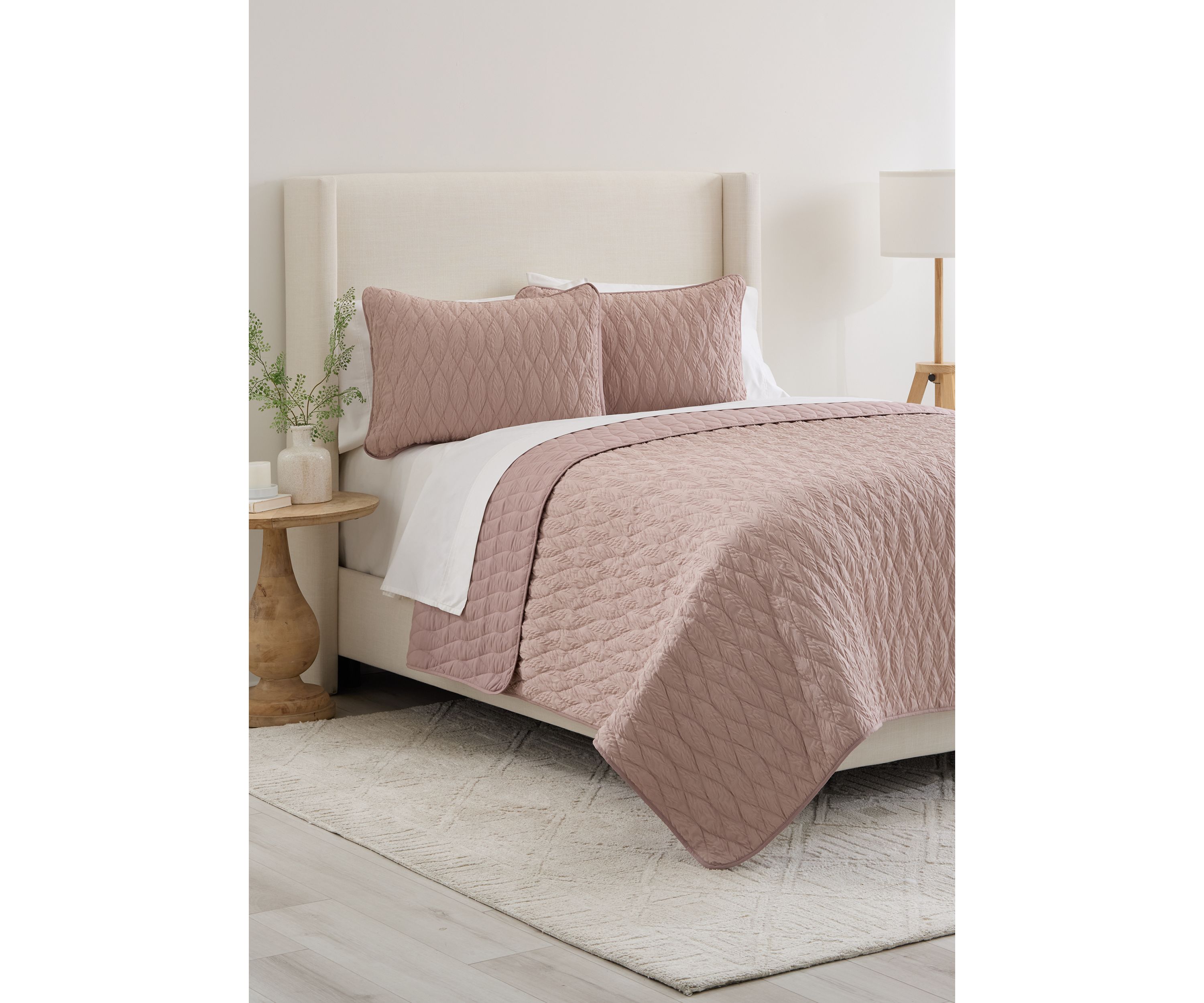 Waterford Living Juno Blush Quilt Set | Belk
